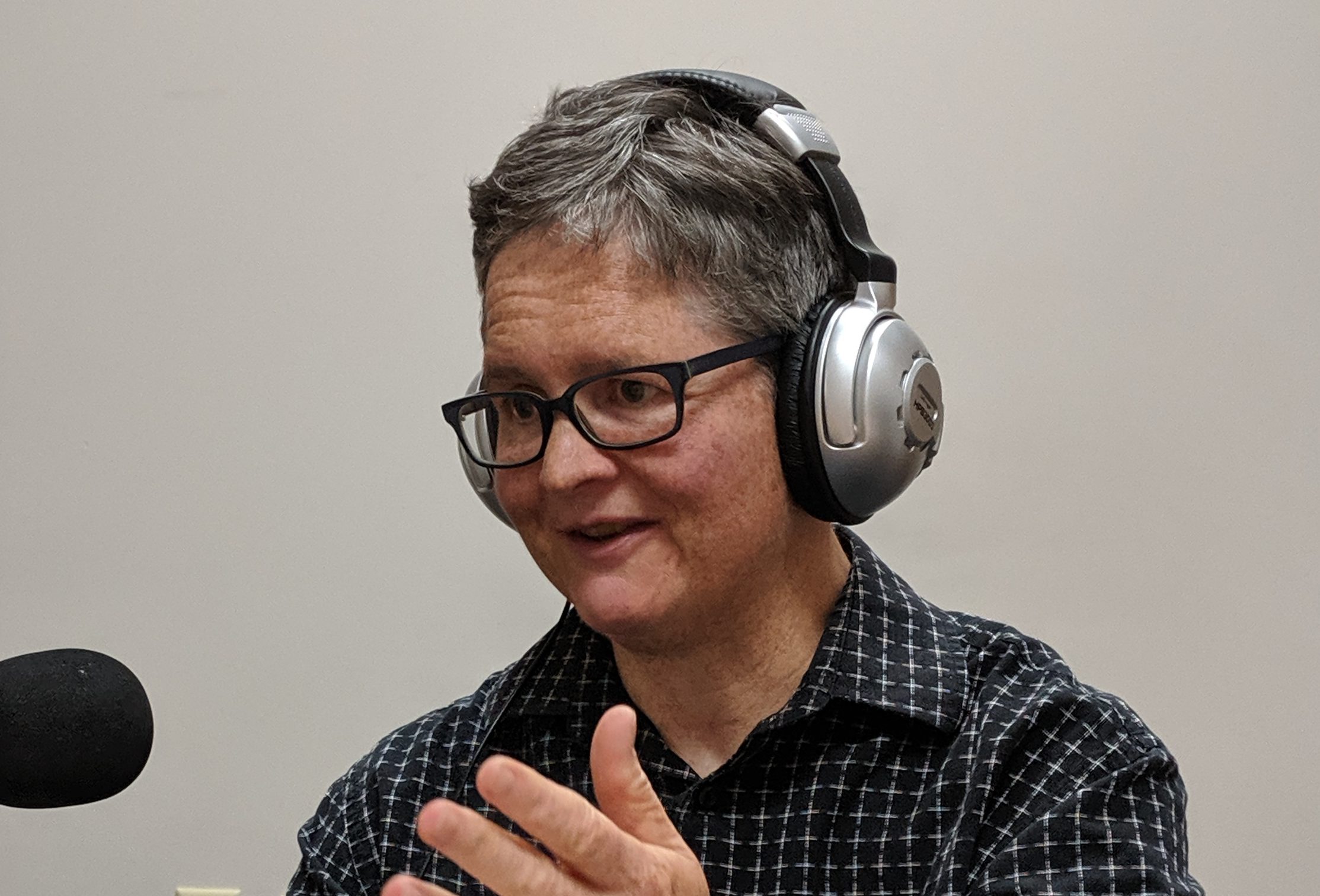 Podcast: Lauren Simonds on being an old stoner in a brave new world of ...