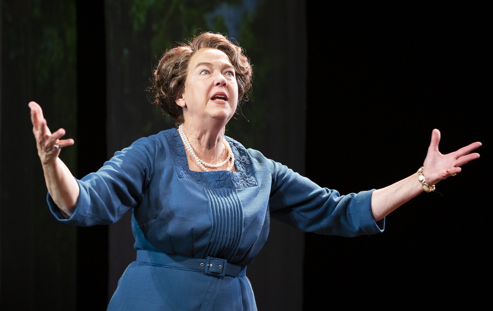 Stagestruck: Two Great Ladies on Noah’s Ark