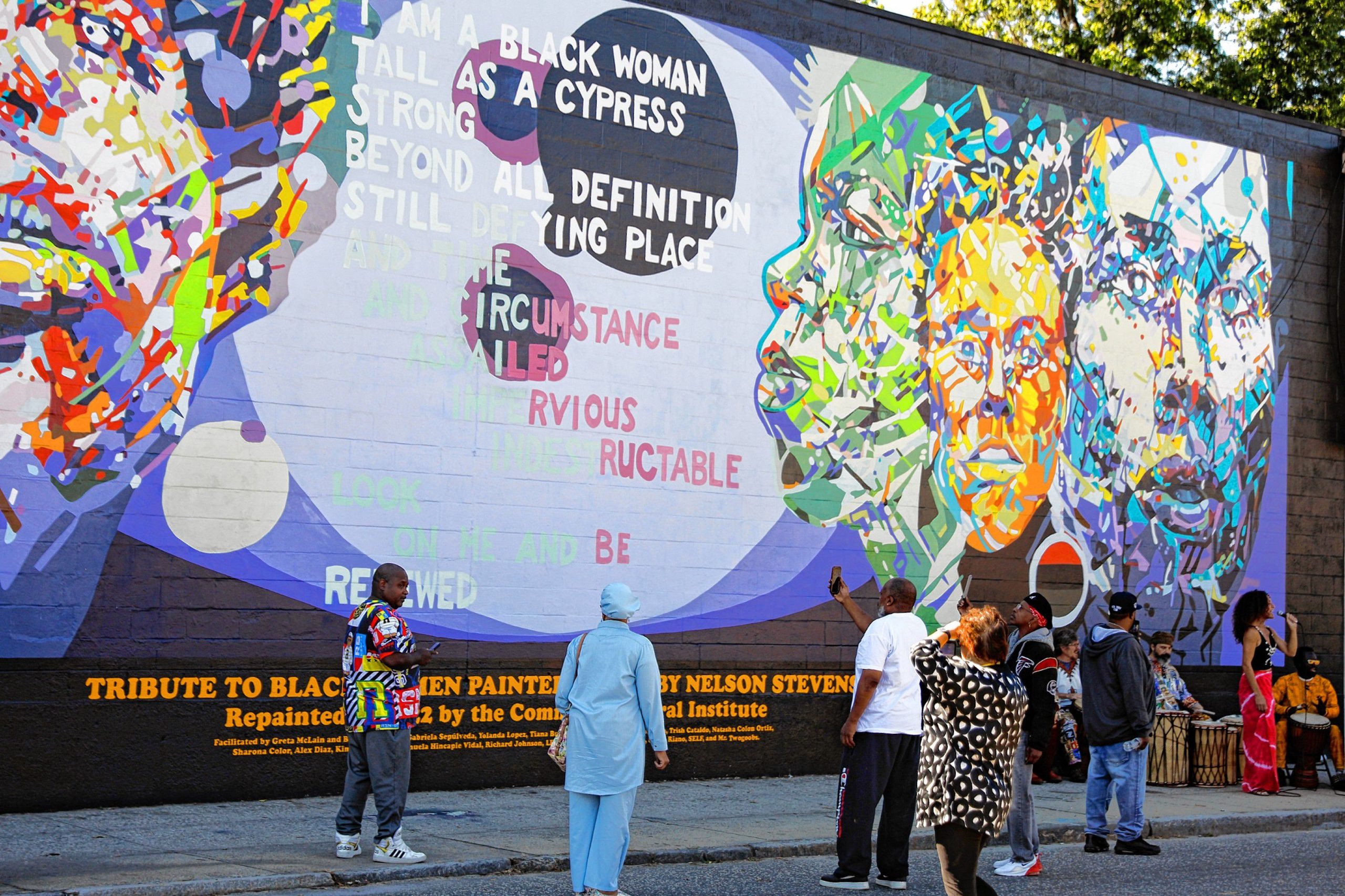The Tribute to Black Women mural, originally created by her father ...